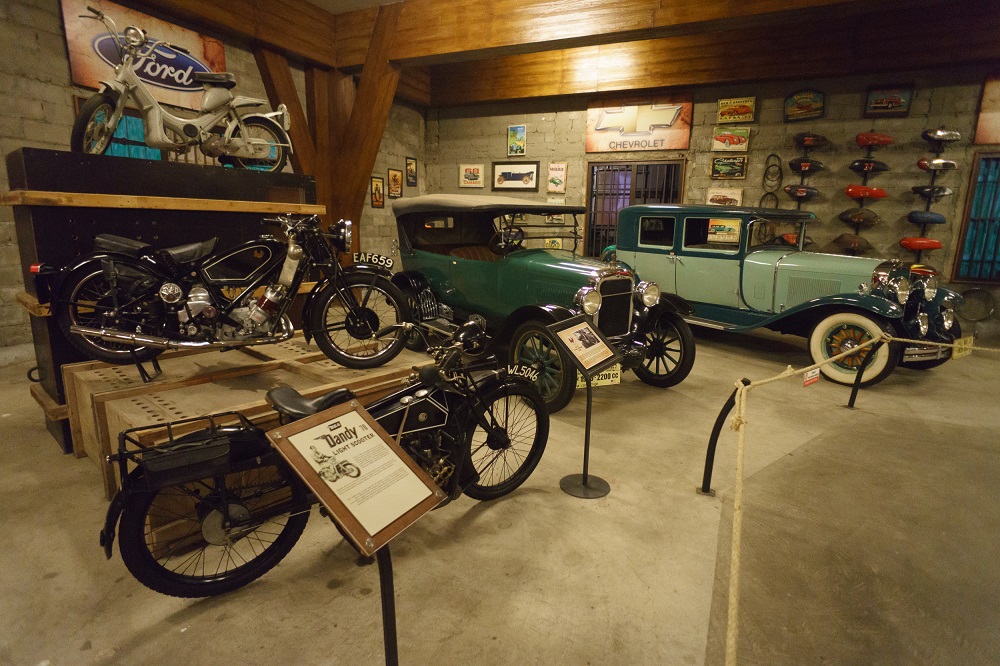 Sejarah Hari Ini (9 Maret 2014) - Museum Angkut, Tempat Koleksi ...