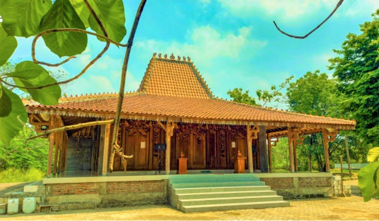 Rumah Joglo : Mengenal Ciri Khas, Makna, dan Jenis Rumah Tradisional Jawa